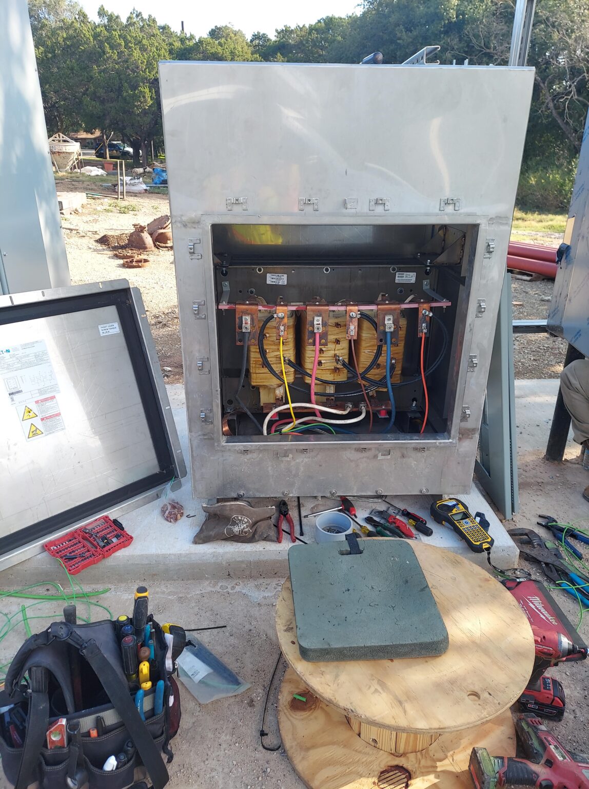 B&M Electrical Services - Texas